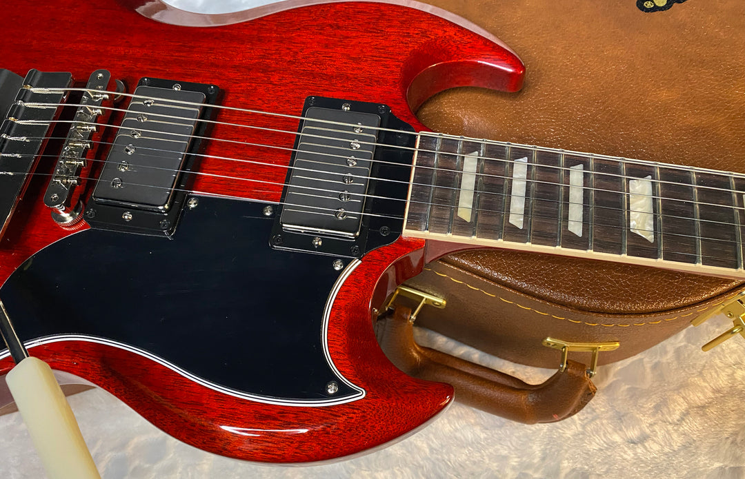 Gibson – bizarreguitarreno
